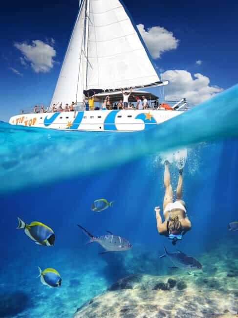 Puerto Plata: Catamaran Snorkeling Trip with Buffet - Relaxing and Exploring in Sosua Bay