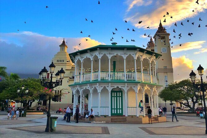 Puerto Plata: Local Walking Tour of Iconic Sites - Key Points