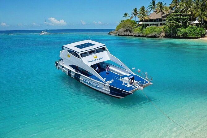 Puerto Plata Private Catamaran Snorkeling, BBQ & Open Bar - An Honest Look at the Puerto Plata Private Catamaran Snorkeling, BBQ & Open Bar Tour
