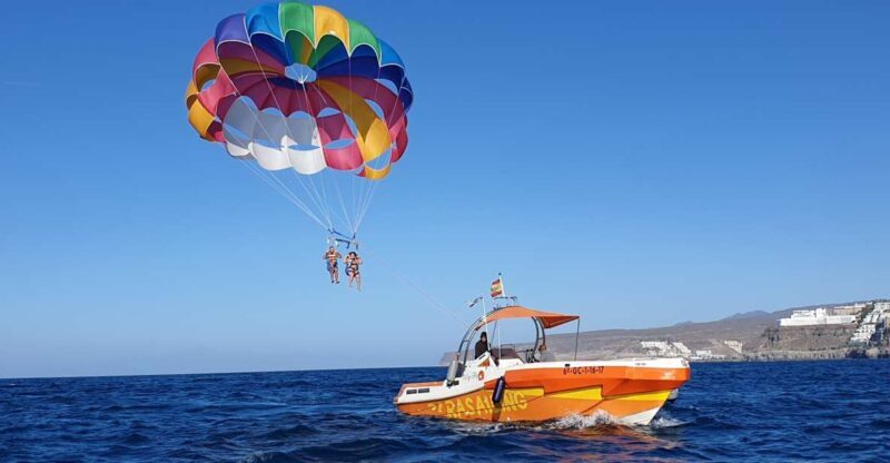 Puerto Rico de Gran Canaria : Parasailing - What to Expect from the Puerto Rico Parasailing Experience