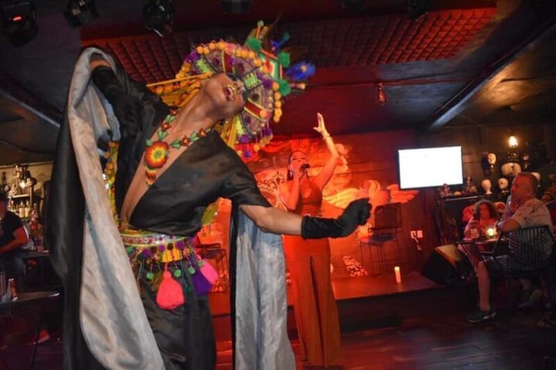 Puerto Vallarta: Cabaret Show with Cocktails & Costumes - What the Reviews Say