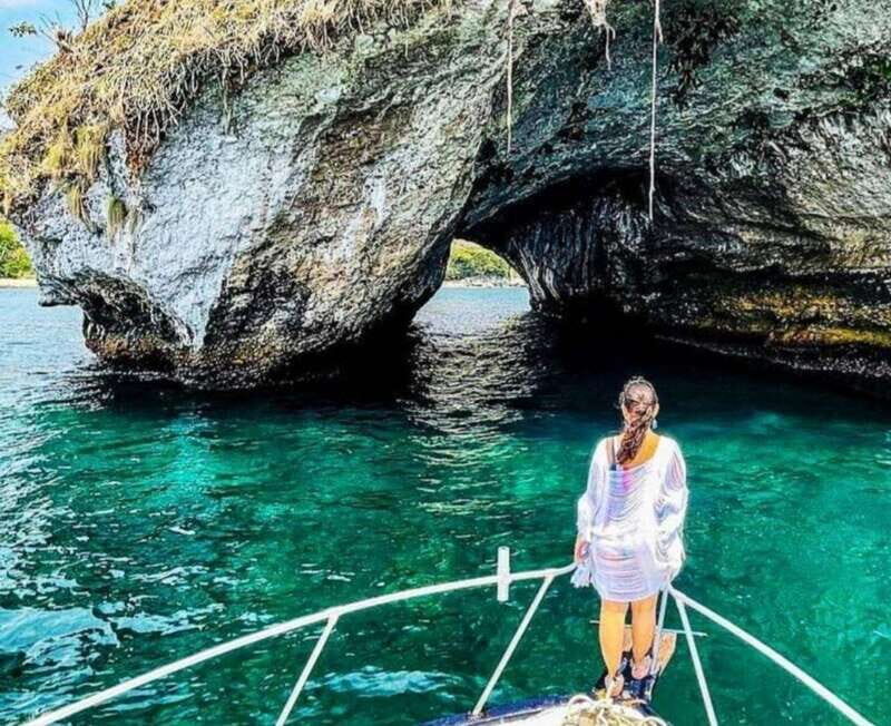 Puerto Vallarta: Los Arcos Islands Boat Tour and Snorkeling - Getting to the Meeting Point - The Local Flavor Begins Early