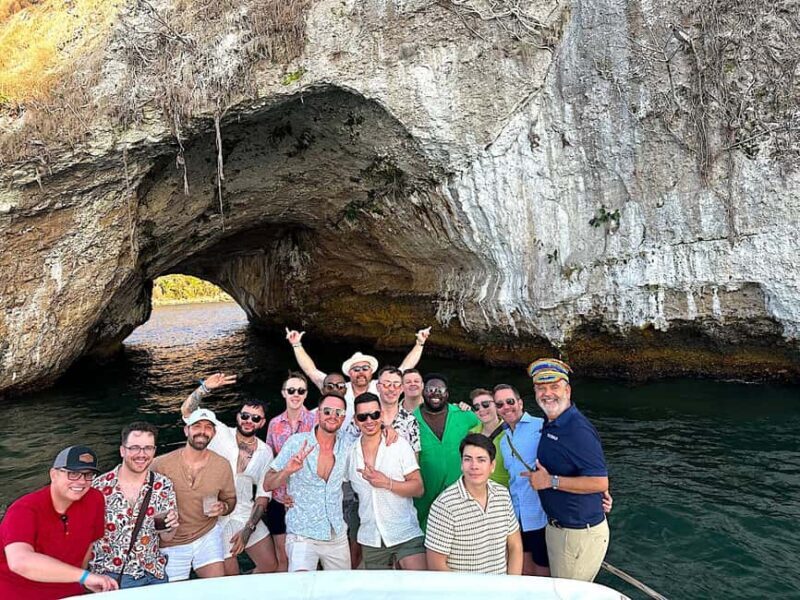 Puerto Vallarta: Private Yacht Charter (up to 12 guests) - Key Points