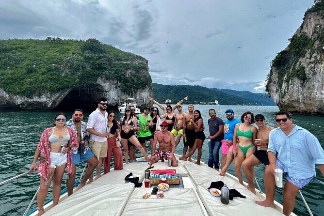 Puerto Vallarta Private Yacht: Half Day Tour (4h) - Key Points