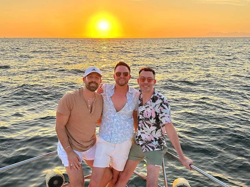 Puerto Vallarta: Sunset Cruise Aboard a Luxury Yacht-private - The Perfect Audience for This Cruise