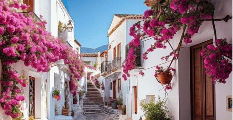Puglia: Locorotondo, Cisternino, and Ostuni Private Tour - Locorotondo: A Circular Wonder