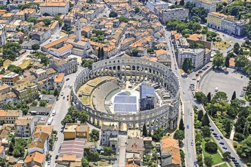 Pula: Arena Entrance Ticket - The Experience of the Underground Exhibition