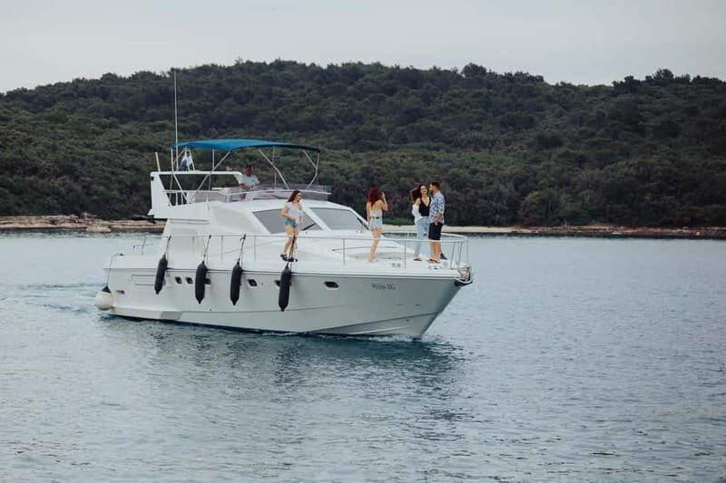 Pula: Half or Full day boat tour on yacht with skipper - Setting Sail in Pula: What to Expect