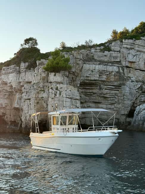 Pula: Private Boat Tour Istria - The Practical Side