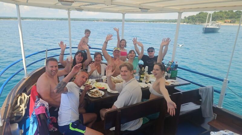 Pula: Private Dolphins & Sunset Tour With Dinner & Drinks - A Closer Look at the Experience