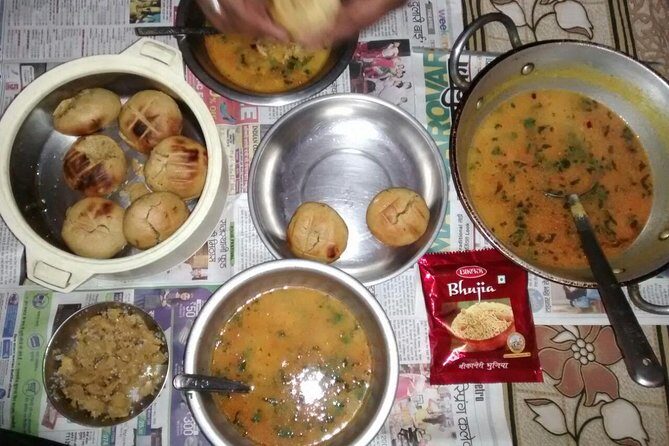 Pune: Traditional Cooking Classes & Dinner with Chef Family - The Sum Up