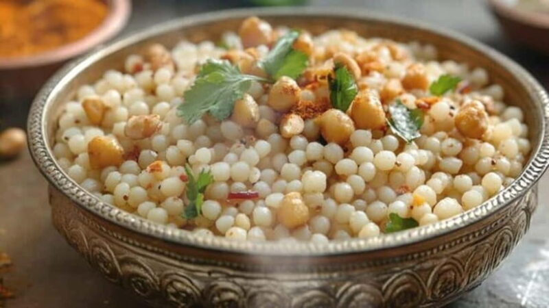 Pune: Traditional Maharashtrian Breakfast Cooking Class - Ingredients & Cooking Style