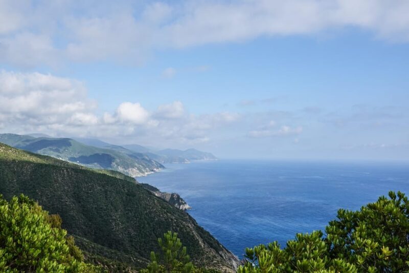 Punta Baffe: hiking immersed in the Mediterranean bush overlooking the sea - FAQ