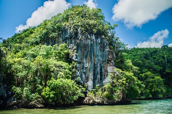 Punta Cana 3in1 Adventure: Los Haitises Park, Waterfall & Montaña - A Closer Look at the Punta Cana 3in1 Adventure: Los Haitises Park, Waterfall & Montaña