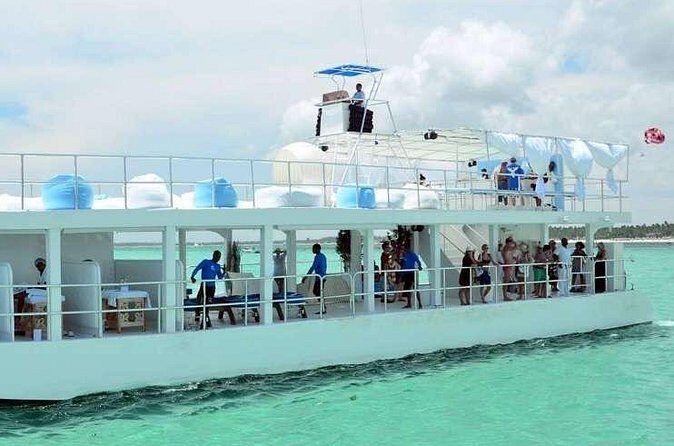 Punta Cana Adults Only Excursion to the only Floating Day Spa - FAQ