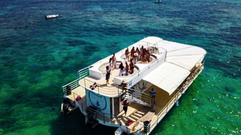 Punta Cana Culinary sunset party on a luxury catamaran - An Introduction to the Punta Cana Sunset Catamaran Experience