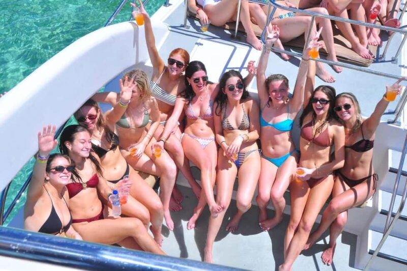 Punta Cana: Hip Hop Party Cruise w/Open Bar (Adults Only) - FAQs