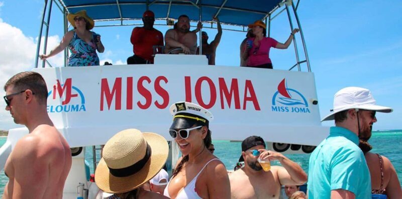 Punta Cana: Jelouma Party Boat with Round-Trip Transfers - Key Points