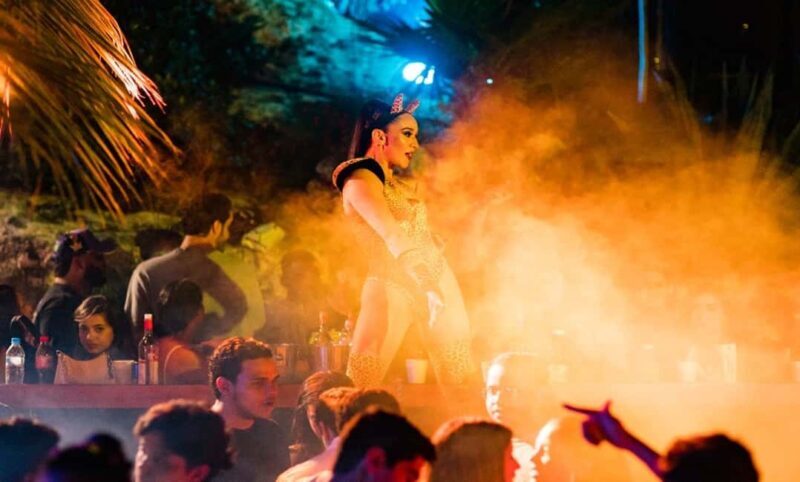 Punta Cana: Maroca Club Open Bar (Entry, Drinks & Transfers) - Key Points