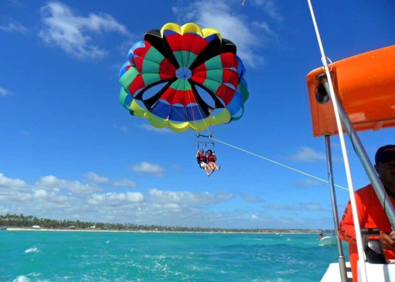 Punta Cana: Parasailing Trip Around the Coast of Bavaro - Logistics, Pricing, and Practical Considerations