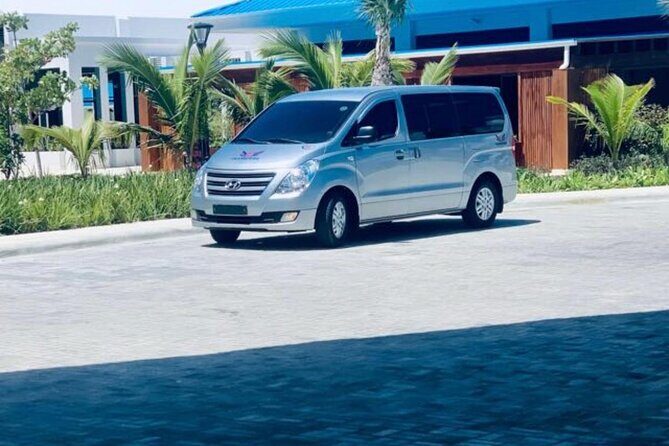 Punta Cana: Private Airport Transfer To Hotel One Wey - An Authentic, Comfortable Start to Your Vacation