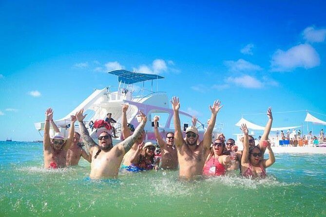 Punta Cana Private Booze Cruise with Open Bar (10+ People) - Key Points