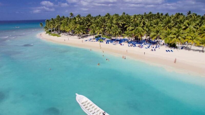 Punta Cana: Saona Island Boat Trip with Lunch - Key Points