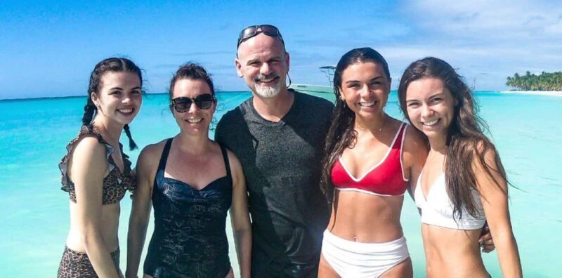 Punta Cana: Saona Island Day Trip with VIP Option - Key Points