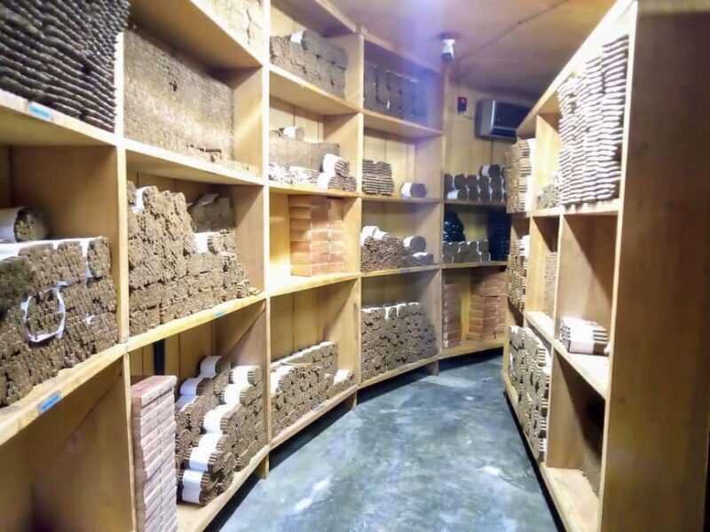 Punta Cana: Shopping Tour In Don Lucas Cigar Factory - An In-Depth Look at the Experience