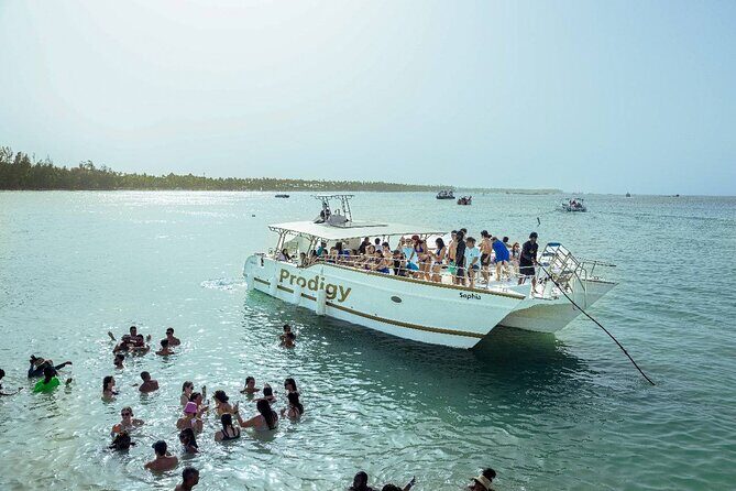 Punta Cana Ultimate Hip Hop Party Boat with Open Bar *Only Adults - Authentic Guest Feedback