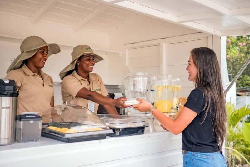 Punta Cana: Xploration Animal Park Bus Tour with Encounters - FAQ