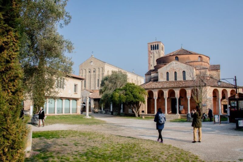 Punta Sabbioni: Murano, Burano & Torcello Guided Boat Tour - Insights from Travelers’ Reviews