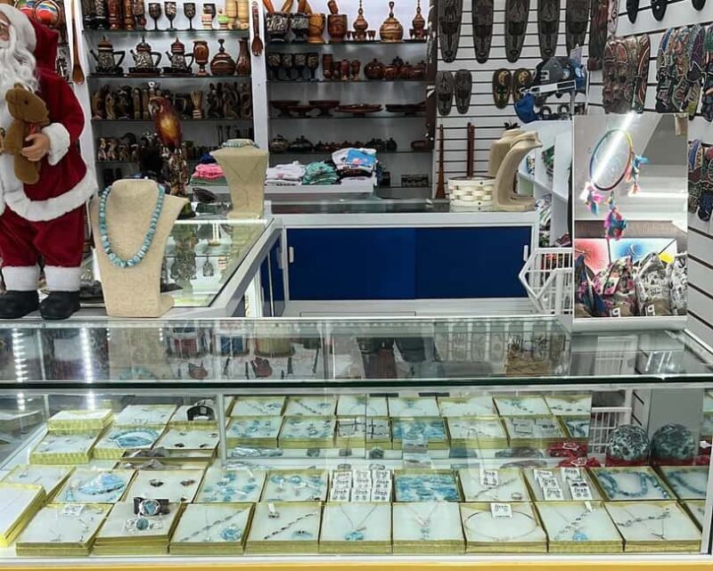 Punta Souvenirs -Shooping Tour free - Exploring the Punta Souvenirs Shopping Tour in Monte Plata: An Authentic Dominican Keepsake Experience