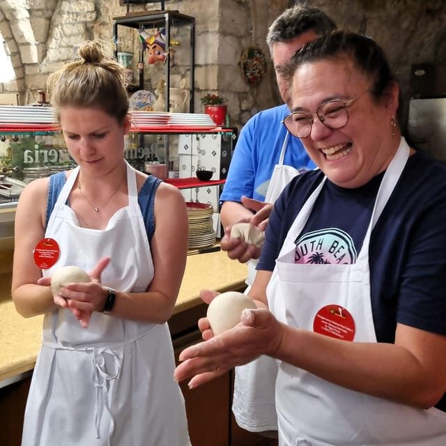 Putignano: Make and Taste Gourmet Pizza - The Craft: From Dough to Delicious Pizza