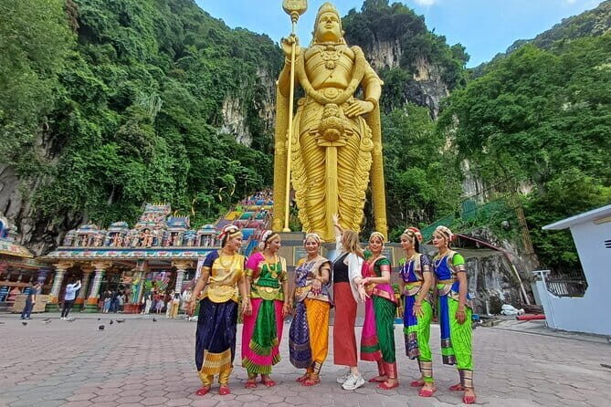 Putrajaya City & Batu Caves Tour with Professional Tour Guide - Key Points