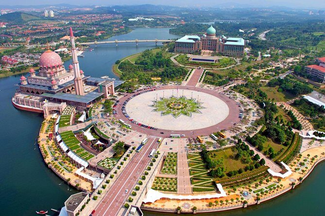 Putrajaya City Tour - Discovering Putrajaya: An Honest Look at the Tour Experience