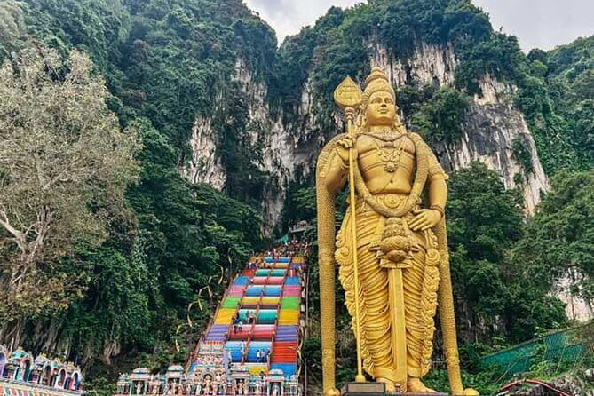 Putrajaya Open Air Tour from Kuala Lumpur with Sight SeeingCruise - Iconic structures and cultural sites