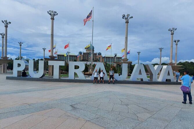 Putrajaya Private Tour From Kuala Lumpur - FAQ