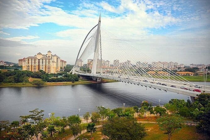 Putrajaya Tour - Who Will Enjoy This Tour?