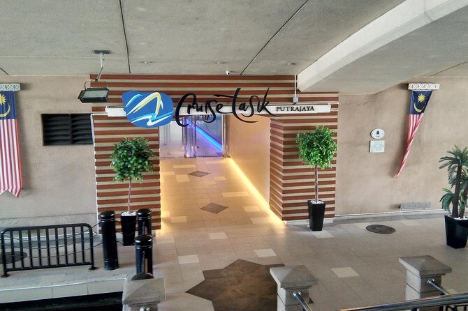 Putrajaya Tour From Kuala-Lumpur - The Sum Up