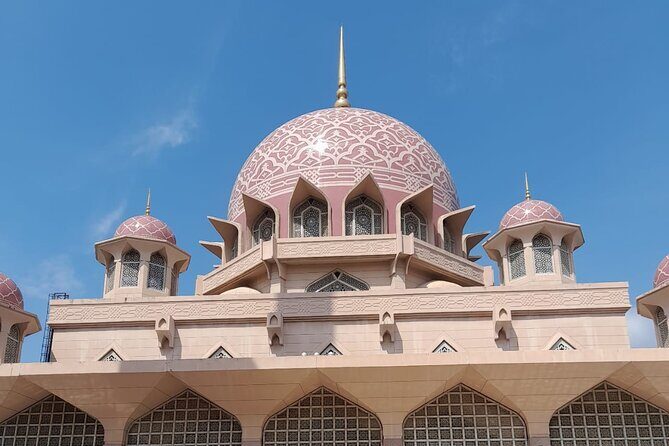 Putrajaya Tour From Kuala Lumpur Includes Batu Caves - In-Depth Review of the Putrajaya and Batu Caves Tour
