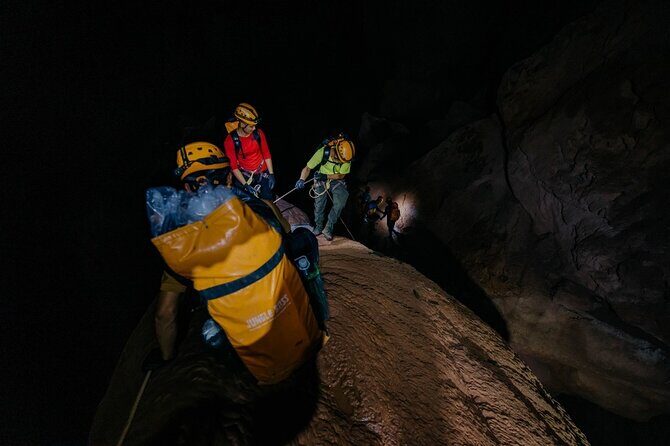 Pygmy Cave | The magnificent cave in Phong Nha | 2 days 1 night - A quick look at the experience