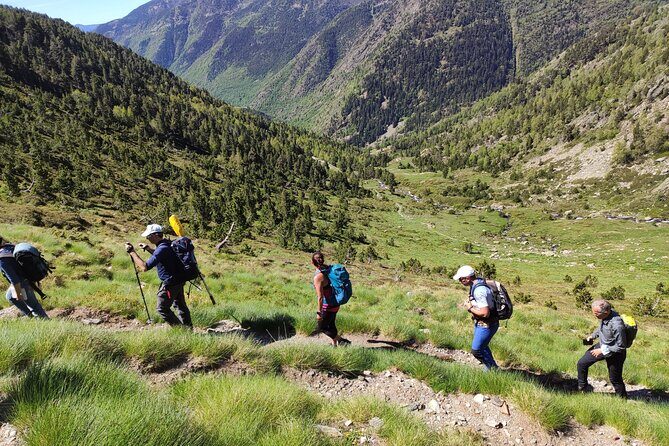 Pyrenees Hiking Experience from Barcelona. Small Group Tour - Detailed Itinerary Breakdown