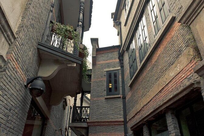 Qibao Water Water Town Private Day Tour with Amazing Shanghai City Highlights - Final Value and Who Would Enjoy This Tour