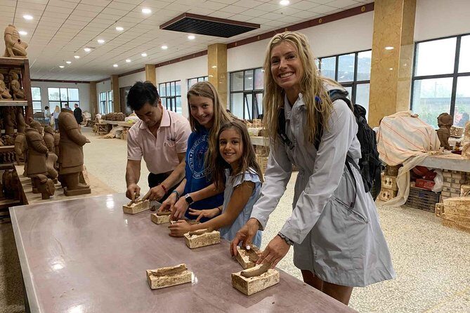 Qin Dynasty In-Depth Discovery and Muslim Quarter Visit in Xian - Discovering the Qin Shi Huang Mausoleum