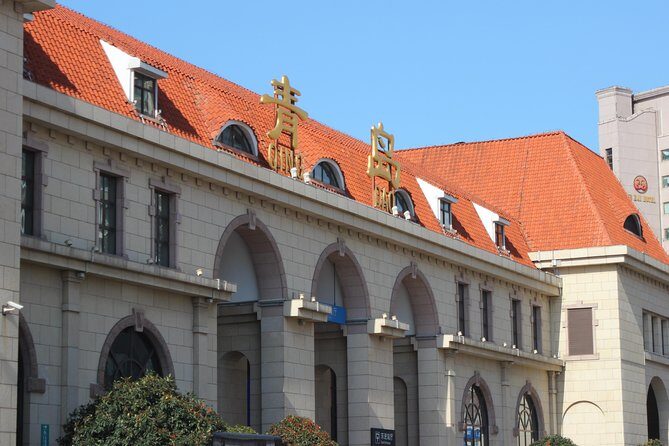 Qingdao Railway Station Arrival Transfer to City Hotel - The Experience: From Station to Hotel in Comfort and Style
