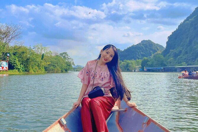 Quang Phu Cau Incense Village And Perfume Pagoda Full-Day Tour - Quang Phu Cau Incense Village: A Feast for the Senses