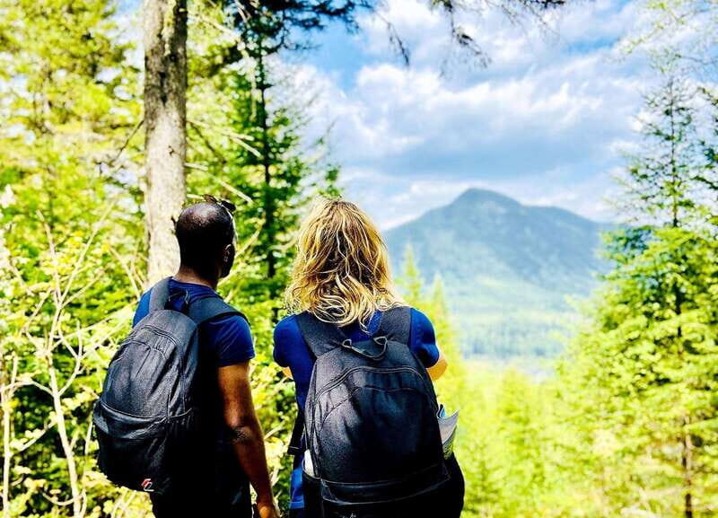 Quebec City: Guided Hike in Jacques-Cartier National Park - The Food and Cultural Touch