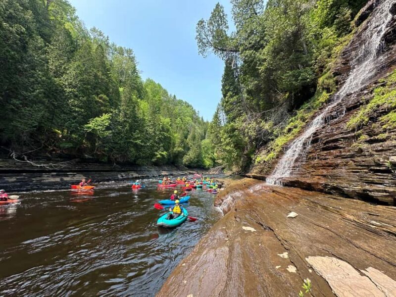 Quebec City: Guided rafting and kayaking 30 minutes from the city  Family - Who Should Consider This Tour?