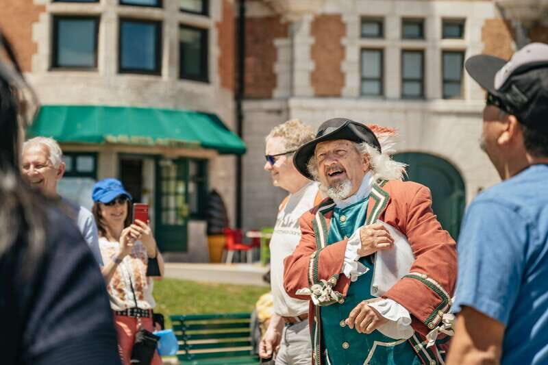 Quebec City: Guided Tour of Fairmont Le Château Frontenac - Practical Details That Matter